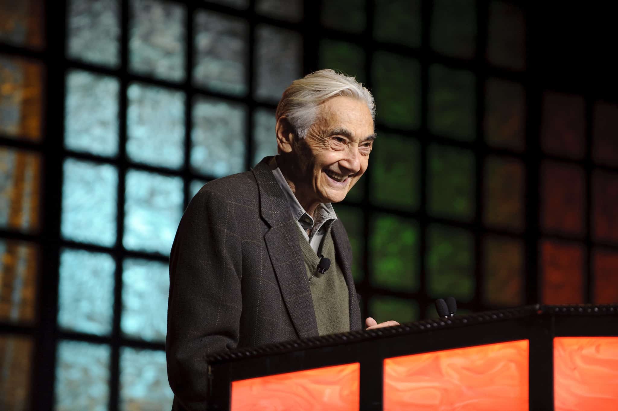 Aug. 24, 1922: Howard Zinn Born - Zinn Education Project