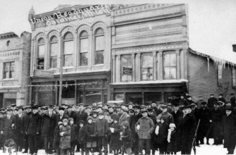 Dec. 24, 1913: Calumet Italian Hall Disaster - Zinn Education Project